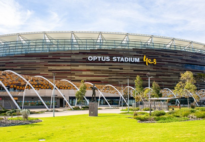 Scorching hot Perth day a cricket omen?