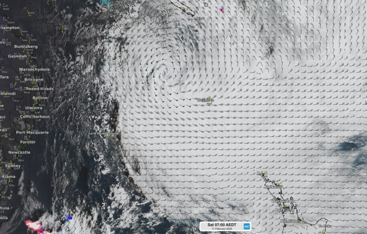 Tropical Cyclone Gabrielle brings pumping surf